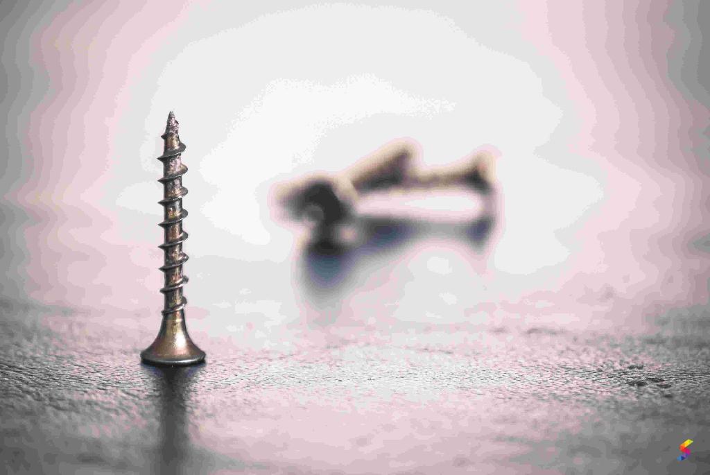 Define Screw, Screw Meaning, Screw Examples, Screw Synonyms, Screw ...