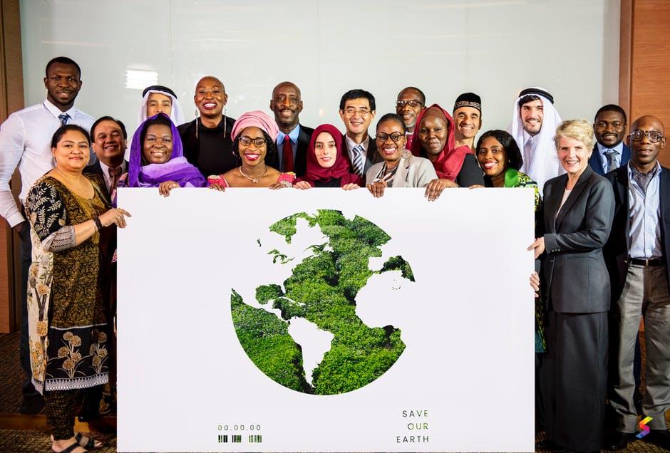 Define Placard, Placard Meaning, Placard Examples, Placard Synonyms ...