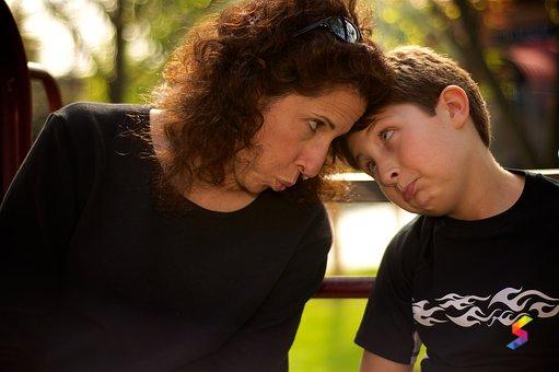 Define Grimace, Grimace Meaning, Grimace Examples, Grimace Synonyms ...