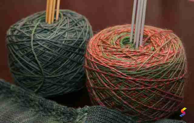 Define Yarn, Yarn Meaning, Yarn Examples, Yarn Synonyms, Yarn Images ...