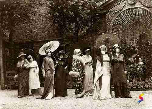 Define Gentry, Gentry Meaning, Gentry Examples, Gentry Synonyms, Gentry ...