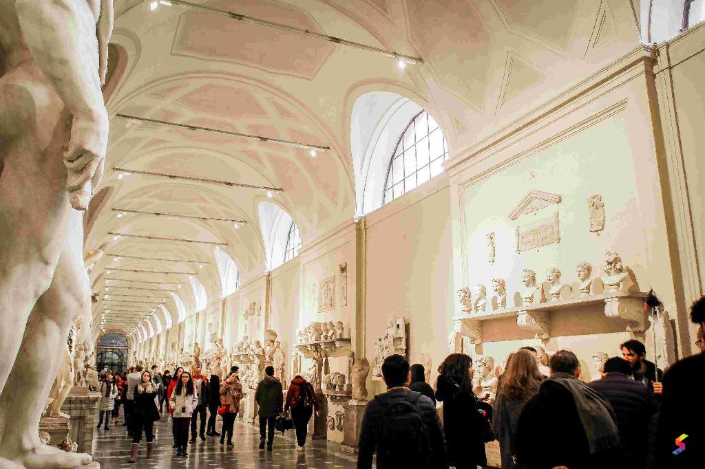 Define Museum, Museum Meaning, Museum Examples, Museum Synonyms, Museum ...