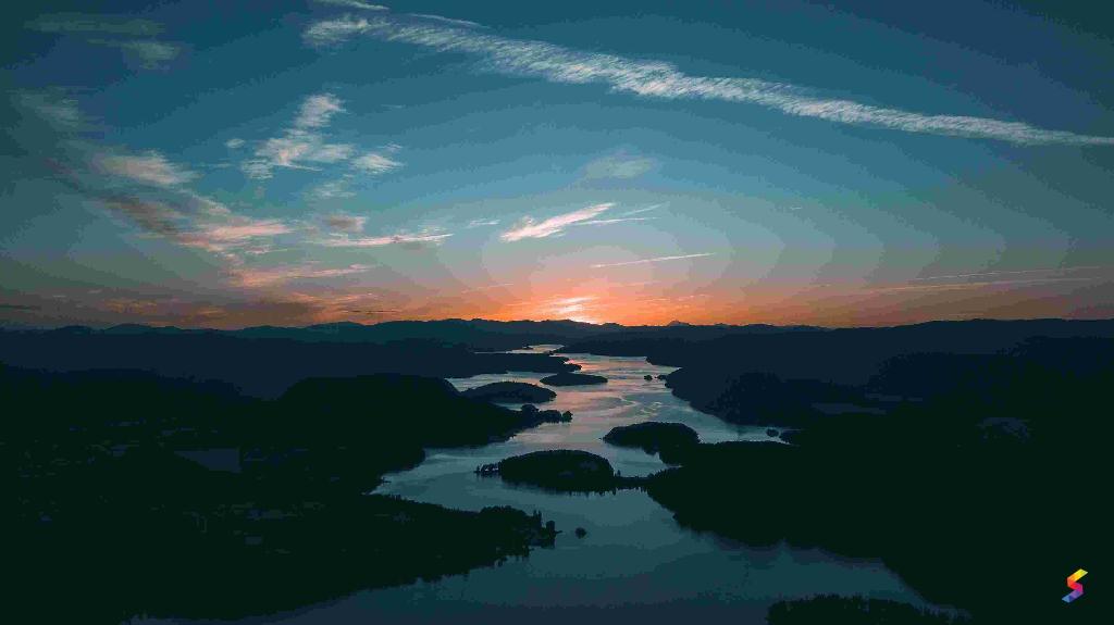 Define Dusk, Dusk Meaning, Dusk Examples, Dusk Synonyms, Dusk Images ...