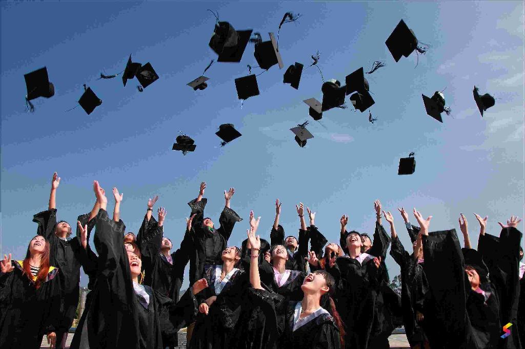 Define University, University Meaning, University Examples, University ...