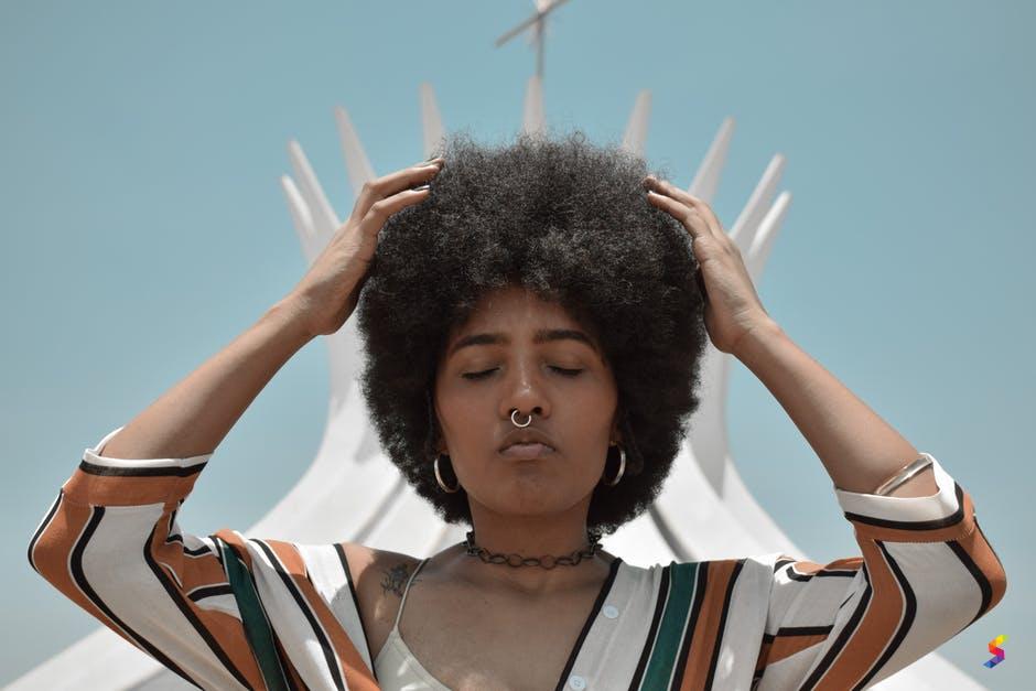 Define Pierce, Pierce Meaning, Pierce Examples, Pierce Synonyms, Pierce ...