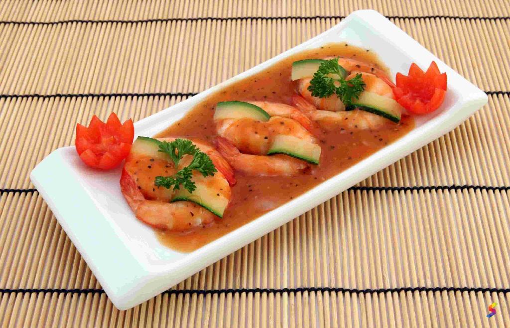 Define Garnish, Garnish Meaning, Garnish Examples, Garnish Synonyms ...