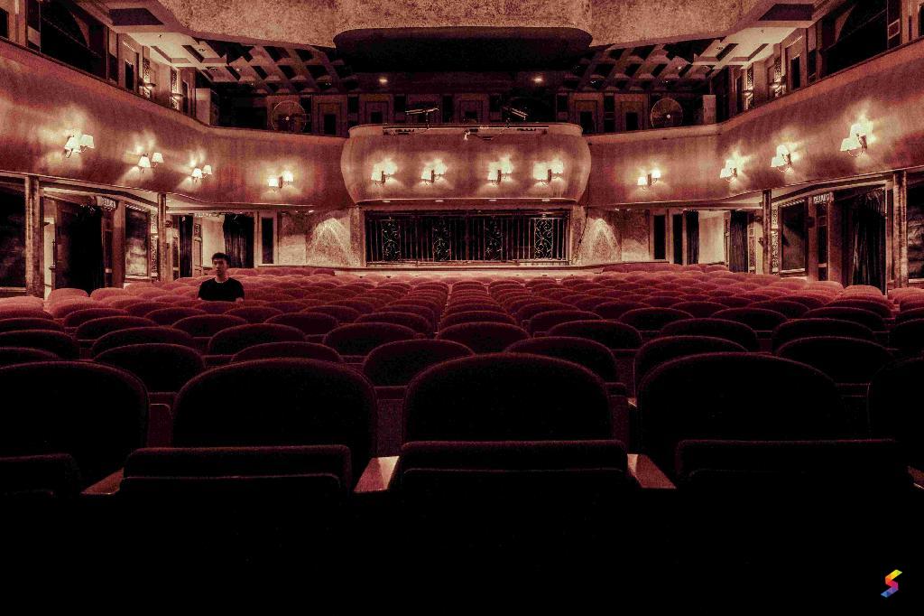 Define Auditorium, Auditorium Meaning, Auditorium Examples, Auditorium ...