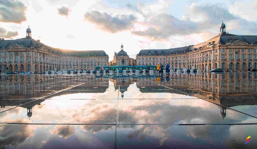 Define Palace, Palace Meaning, Palace Examples, Palace Synonyms, Palace ...