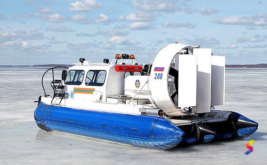 Define Hovercraft, Hovercraft Meaning, Hovercraft Examples, Hovercraft ...