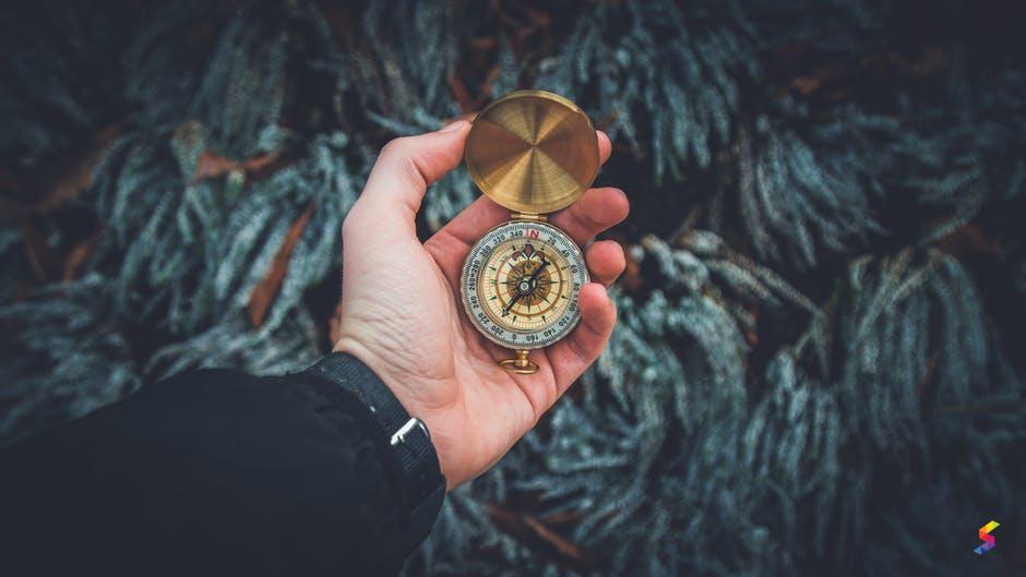 Define Navigate, Navigate Meaning, Navigate Examples, Navigate Synonyms ...