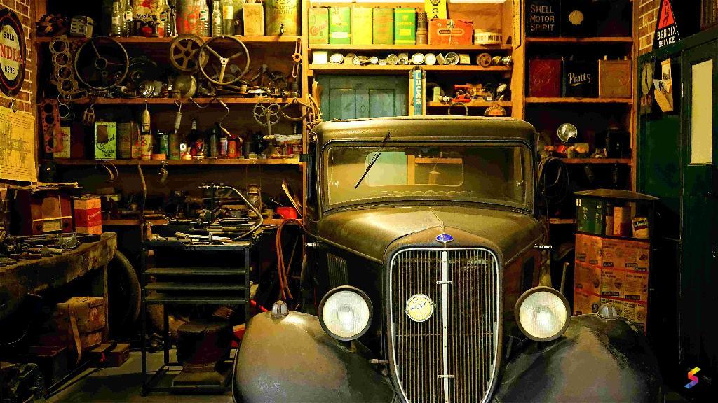 Define Garage, Garage Meaning, Garage Examples, Garage Synonyms, Garage ...