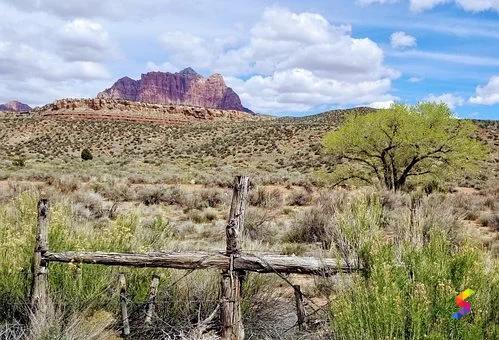 Define Expanse, Expanse Meaning, Expanse Examples, Expanse Synonyms ...